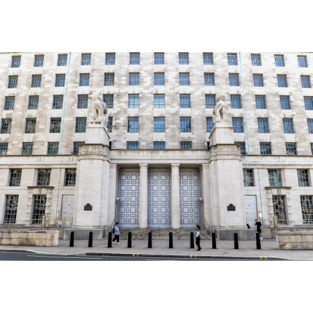 Everyone in the UK ‘Must Step Up’ to Deter Russian Threat of Wider War ...